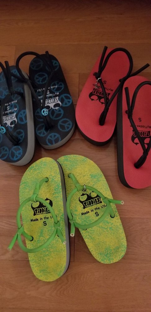 TIDDIES SANDALS FACTORY - 10 Photos - Shoe Stores - 927 Crosstimbers St ...