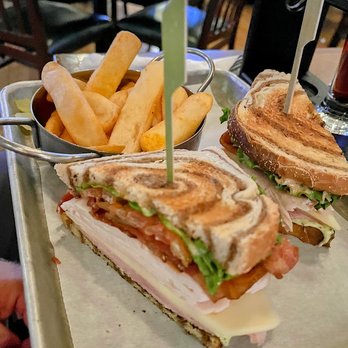 TRIPLE 7 RESTAURANT AND MICROBREWERY - Updated August 2025 - 1247 ...