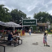 ELSEWHERE GARDEN BAR & KITCHEN - 712 Photos & 369 Reviews - 103 E Jones ...