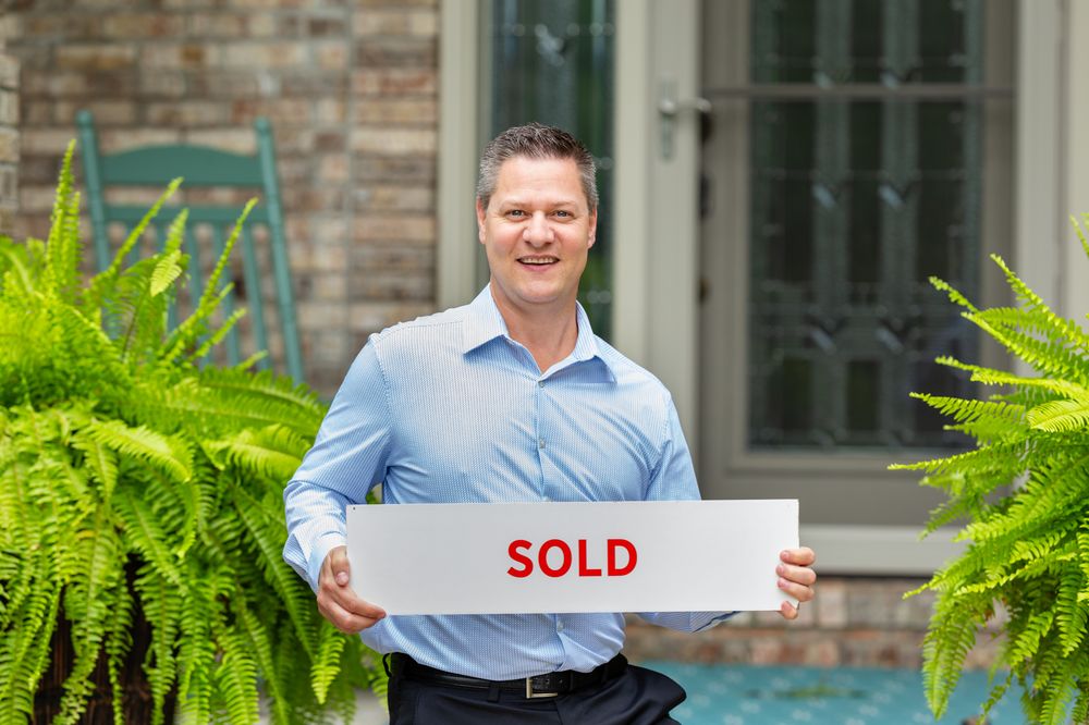 JEREMY TALJONICK-RE/MAX RIGHT CHOICE - Updated August 2025 - 13 Photos ...