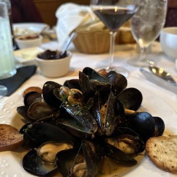 RISTORANTE BONAROTI - 269 Photos & 344 Reviews - 428 E Maple Ave ...