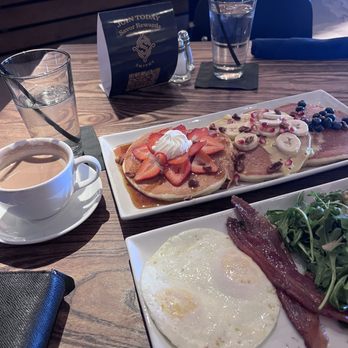 SMITHY - Updated June 2024 - 853 Photos & 625 Reviews - 2927 N ...