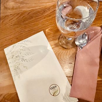 FERN THAI ON MAIN - Updated May 2024 - 1446 Photos & 655 Reviews ...