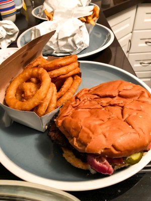 SQUARE BOY - 109 Photos & 193 Reviews - Burgers - 875 Danforth Avenue ...
