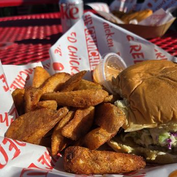 THE RED CHICKZ - Updated September 2025 - 497 Photos & 534 Reviews ...