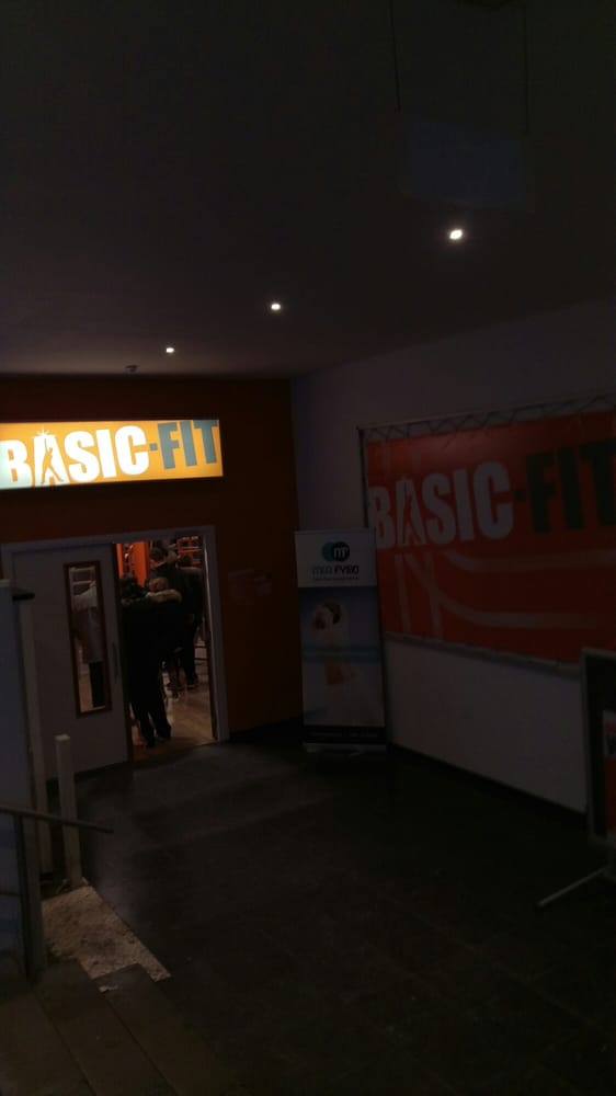 BASIC-FIT - Updated April 2024 - Meester P. Droogleever Fortuynweg 99 ...