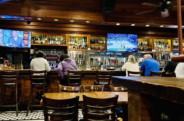 THE CHIMES EAST - Updated October 2025 - 887 Photos & 753 Reviews ...