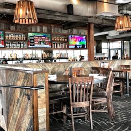 TAVERN IN THE SQUARE - Updated November 2025 - 208 Photos & 264 Reviews ...