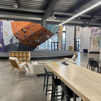 MOVEMENT - Updated December 2025 - 78 Photos & 26 Reviews - 8021 Walnut ...