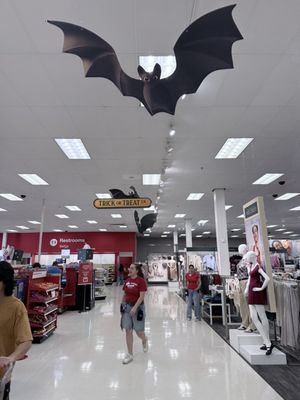 TARGET - Updated January 2026 - 293 Photos & 207 Reviews - 200 W ...