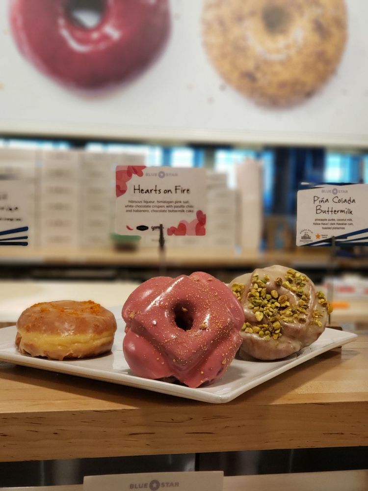 BLUE STAR DONUTS - Updated September 2024 - 485 Photos & 236 Reviews ...