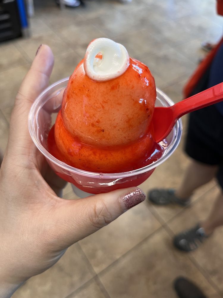 DAIRY QUEEN GRILL & CHILL - Updated January 2026 - 40 Photos & 11 ...