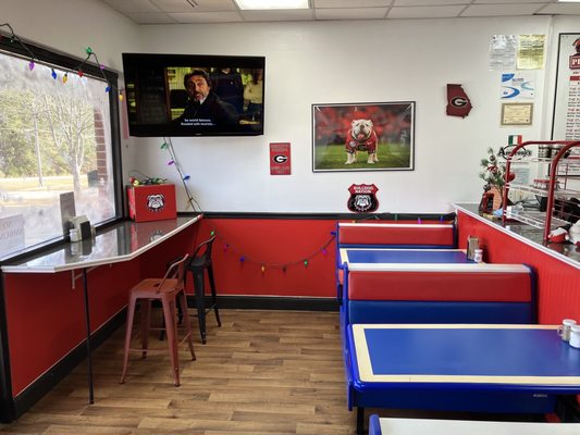 PHILLY HUT - Updated October 2025 - 55 Photos & 41 Reviews - 2299 Hwy ...