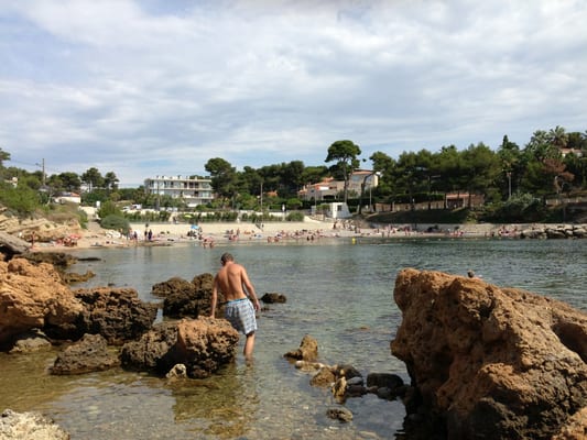 PLAGE DU CAP ROUSSET - 28 ave Gérard Montus, Carry-le-Rouet, Bouches-du ...