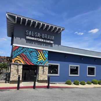 SALSA BRAVA URBAN KITCHEN & CANTINA - Updated November 2025 - 18 Reviews & 39 Photos - 14933 ...