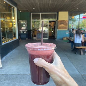 FRESHIES BAGELS AND JUICE - Updated September 2024 - 52 Photos & 77 ...