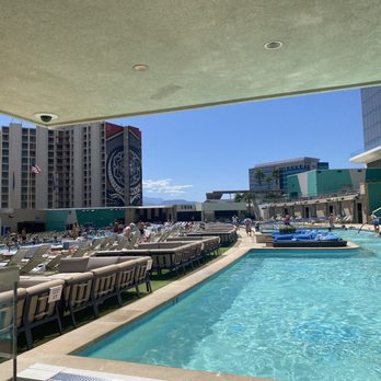 STADIUM SWIM - Updated June 2025 - 336 Photos & 188 Reviews - 8 Fremont ...