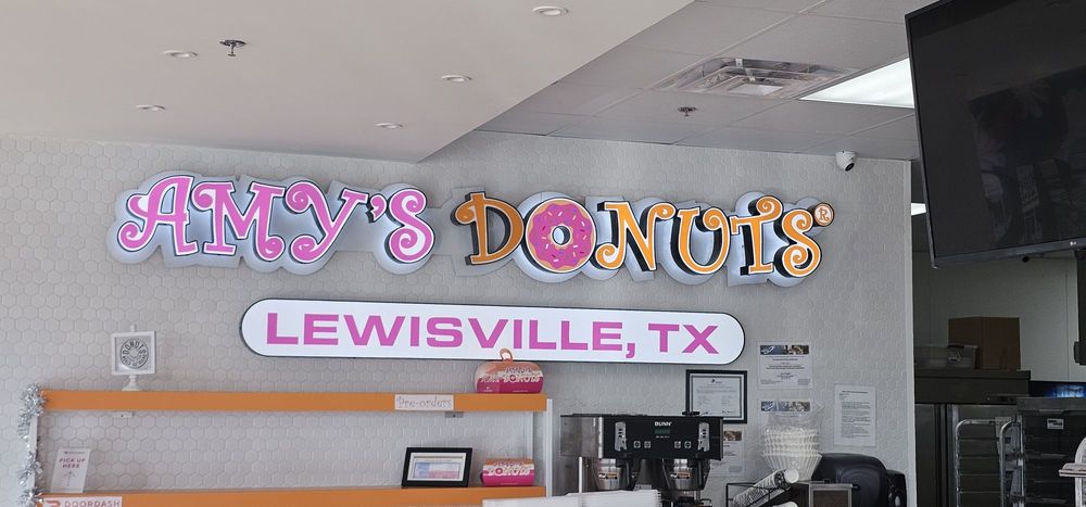 AMY’S DONUTS - Updated May 2026 - 128 Photos & 109 Reviews - 2410 I-35 ...