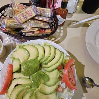 KING’S INN - Updated July 2025 - 153 Photos & 241 Reviews - 1116 E ...