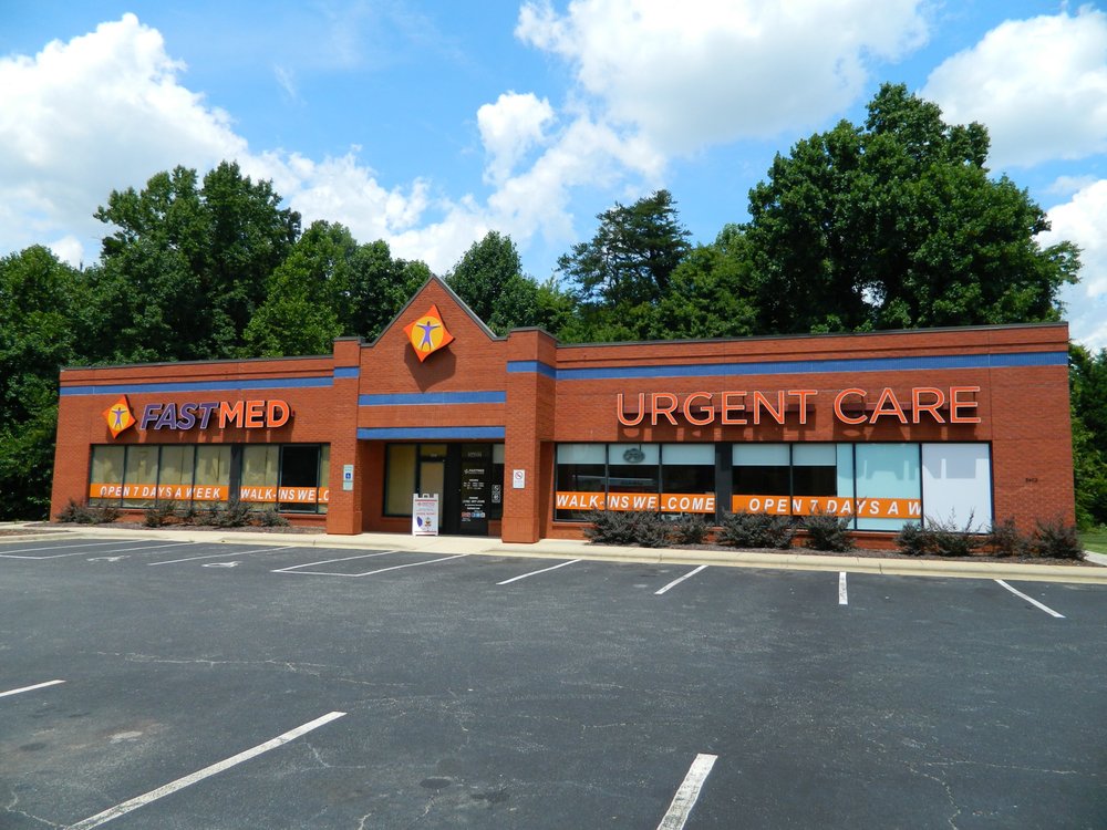 FASTMED URGENT CARE - 15 Photos & 24 Reviews - Urgent Care - 5402 W ...