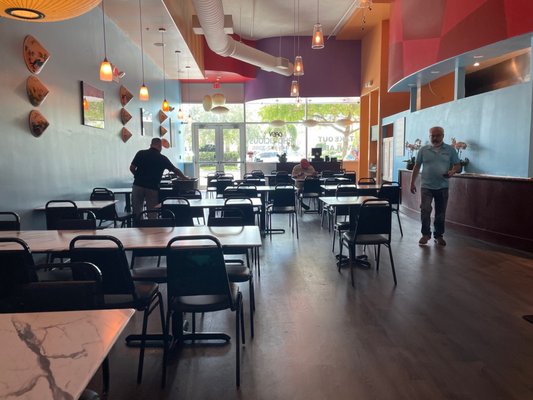 PHOLICIOUS - 15 Photos - 1987 Ringling Blvd, Sarasota, Florida ...