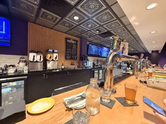 OUTPOST NEIGHBORHOOD TAVERN - Updated December 2025 - 109 Photos & 38 ...