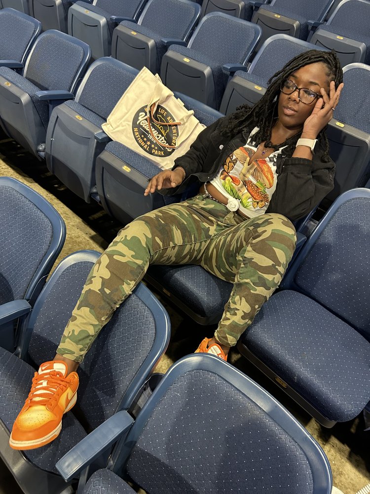 SMOKED BY NAYSIA - Updated July 2025 - 30 Photos - 9229 Granby St ...