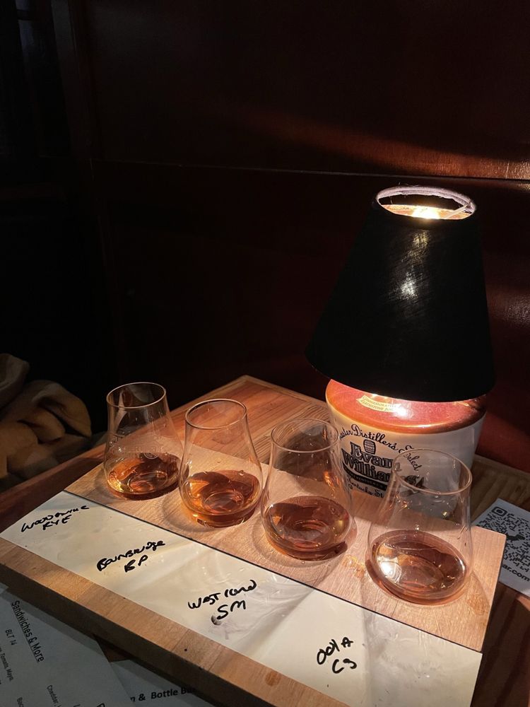 THE WHISKY BAR - Updated July 2025 - 429 Photos & 640 Reviews - 2122 ...