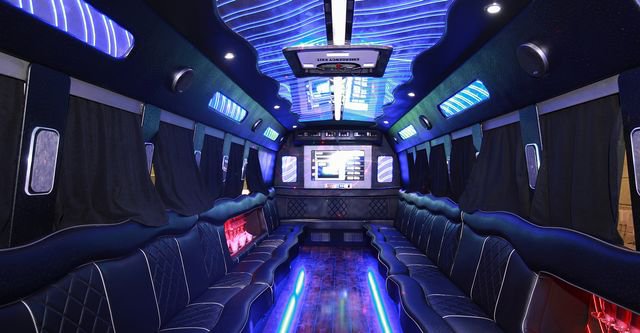 CLASSY LIMOUSINE SERVICES - 27 Photos & 49 Reviews - 532 N Magnolia Ave ...