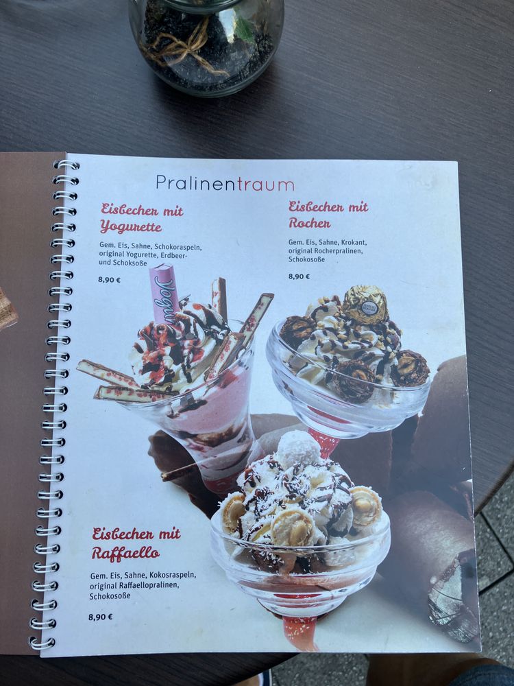 EISCAFÉ BRUNO GELATO - Updated August 2024 - 16 Photos - Neumarkt 2-4 ...