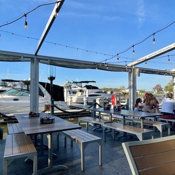 CHESAPEAKE INN RESTAURANT - Updated April 2025 - 642 Photos & 451 ...