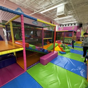 KIDS EMPIRE DEERFIELD - Updated December 2025 - 62 Photos & 36 Reviews ...