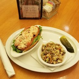 NANTUCKET GRILL - RALEIGH - Updated October 2025 - 215 Photos & 335 ...