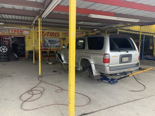 HECTOR’S TIRE SHOP - Updated November 2025 - 35 Reviews - 7748 Marbach ...