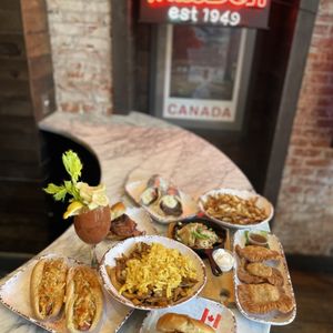 KOOKY CANUCK - Updated December 2024 - 714 Photos & 800 Reviews - 87 S ...