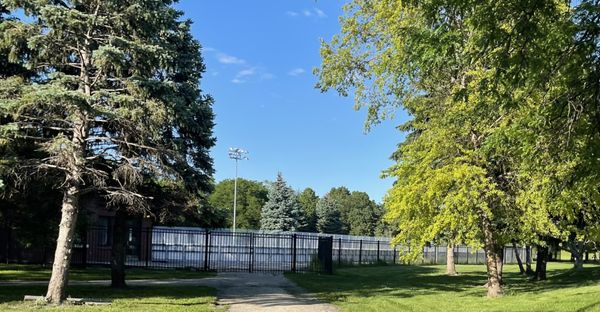 WARREN PARK - Updated December 2025 - 116 Photos & 29 Reviews - 6601 N ...