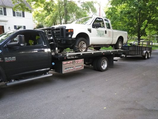 HOOK N BOOK TOWING - Updated May 2026 - 41 Photos - 8907 E Us-40 ...