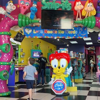 SNIP-ITS HAIRCUTS FOR KIDS - Updated August 2024 - 88 Photos & 192 Reviews - 2743 S Market St ...