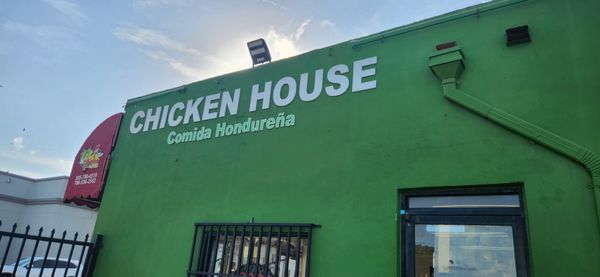 CHICKEN HOUSE - Updated December 2025 - 32 Photos & 30 Reviews - 1061 ...