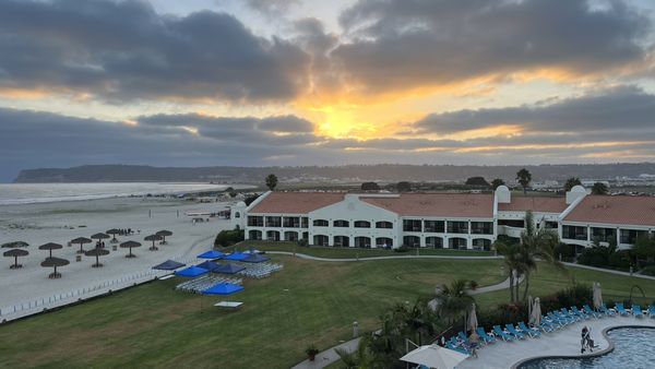 NORTH ISLAND NAVY LODGE - Updated April 2025 - 328 Photos & 205 Reviews ...