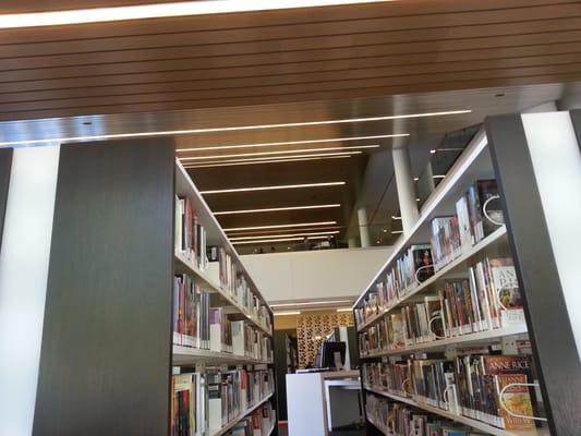 CEDAR RAPIDS PUBLIC LIBRARY - Updated December 2025 - 33 Photos & 18 ...