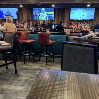 TWISTED TAVERN - Updated April 2025 - 89 Photos & 62 Reviews - 3975 ...