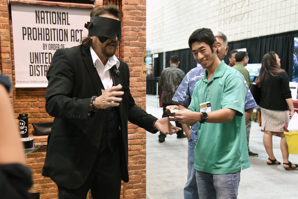 ALAN ARITA MAGIC - 125 Photos & 79 Reviews - Magicians - Honolulu, HI ...