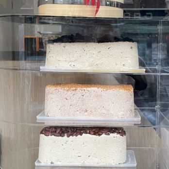 NUTS FACTORY - Updated December 2025 - 57 Photos & 40 Reviews - 62-66 ...