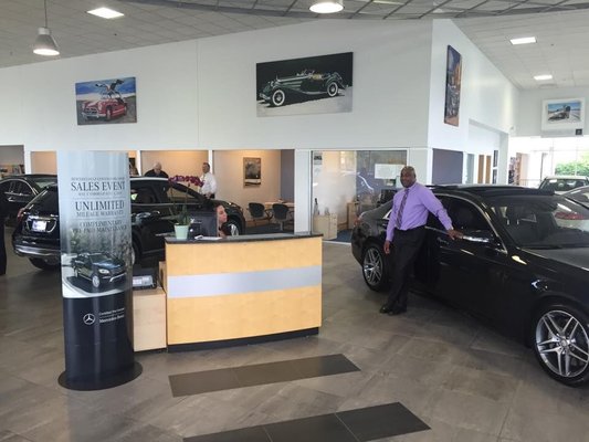 MERCEDES-BENZ OF NOVI - Updated June 2026 - 40 Photos & 82 Reviews ...