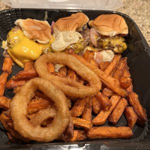 STATE LINE FAMILY RESTAURANT - 56 Photos & 102 Reviews - 96 NY-303 ...