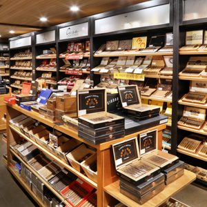 STRIKES CIGAR LOUNGE - Updated January 2026 - 105 Photos & 63 Reviews ...