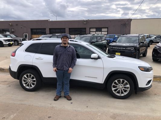 DESTINATION FORD - Updated March 2025 - 39 Photos - 110 S Bridge St ...