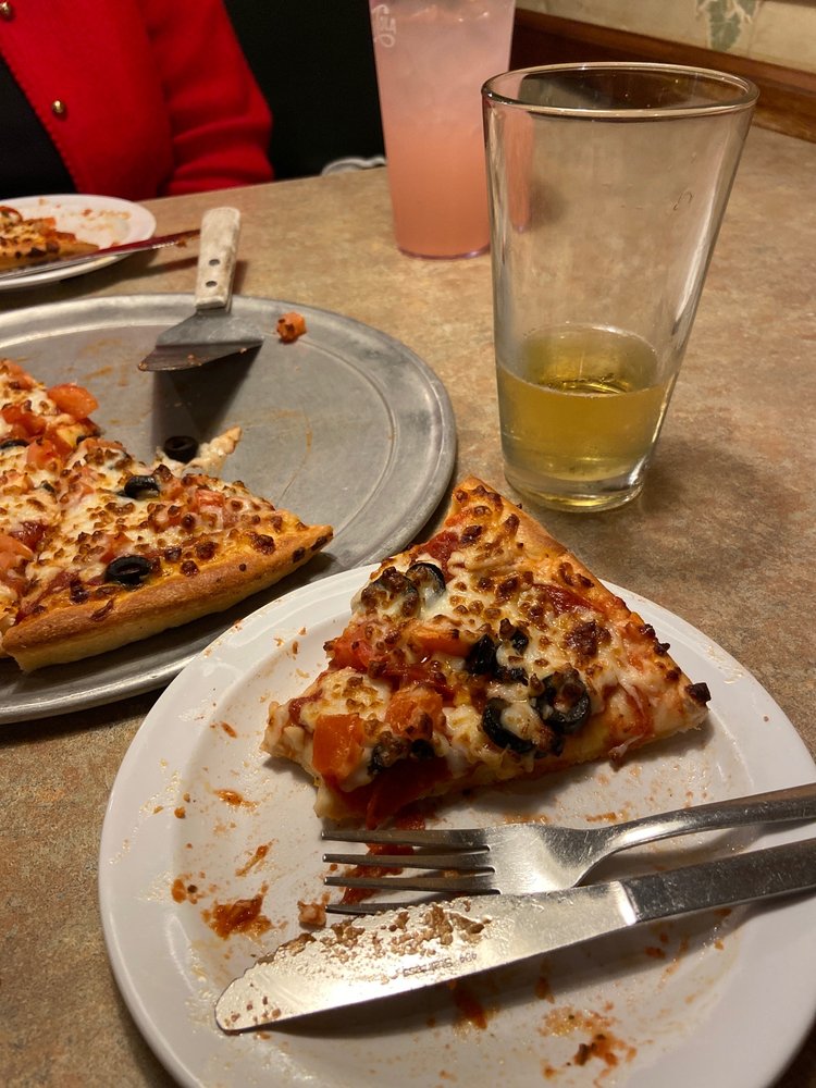 PIZZA CAFE - Updated January 2025 - 10 Photos & 37 Reviews - 116 Olmstead Blvd, Pinehurst, North ...