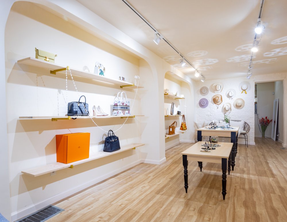 VERACITY SHOP - Updated November 2025 - 13 Photos - 2204 South St, Philadelphia, Pennsylvania ...